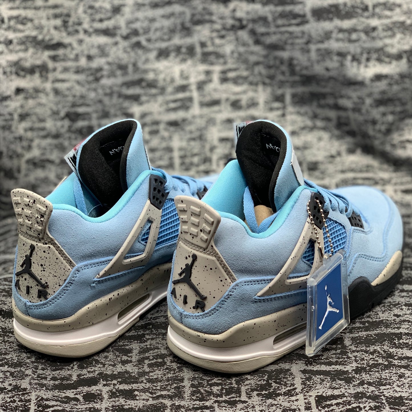 Jordan 4 UNC – Sneakerland