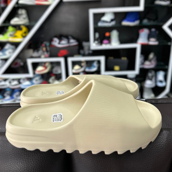 YEEZY SLIDE Beige – Sneakerland